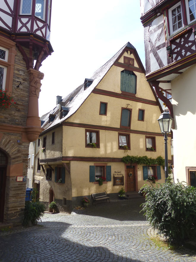 Ürzig (Galerie) - Galerie Rheinland-Pfalz - Architekturforum ...